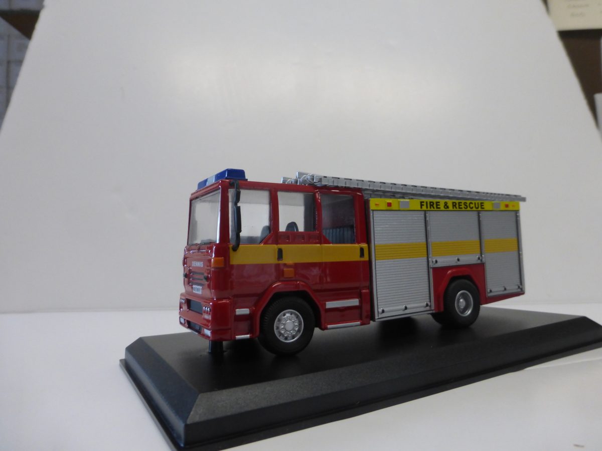 Dennis XL sabre with Battenburg markings – Fire Brigade Models