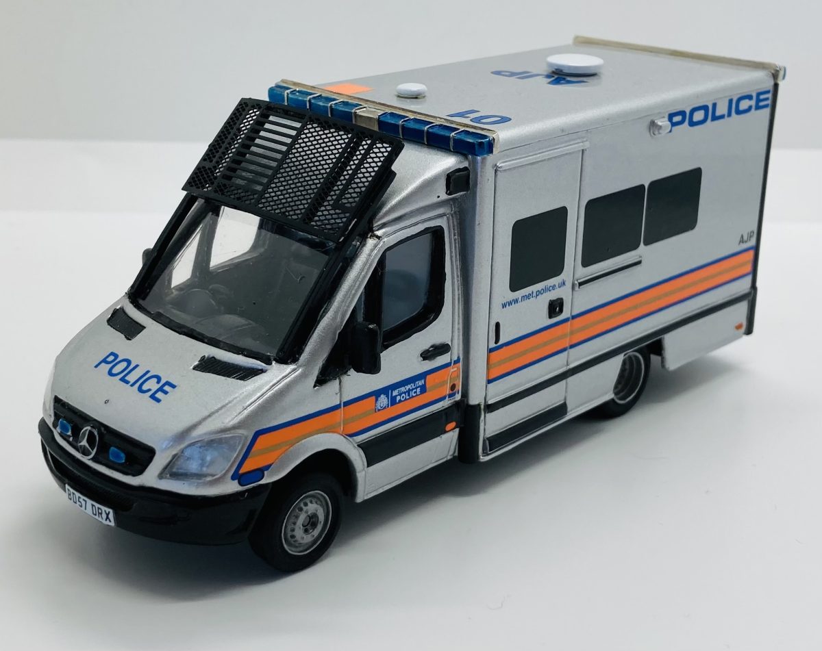 Metropolitan Police EOD Explosive Ordnance Disposal Van – Fire Brigade ...